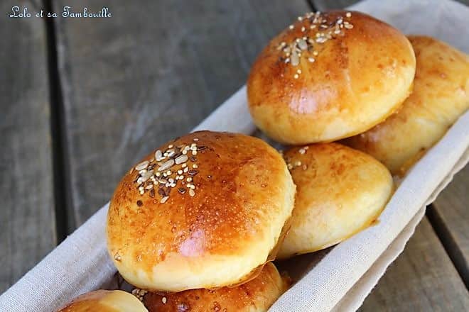 Pains à hamburgers extra moelleux {au lait ribot} • Recette de Lolo et sa tambouille
